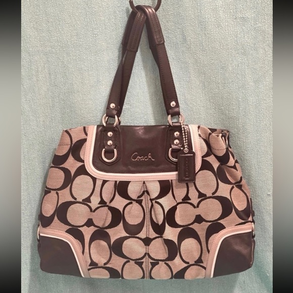 Coach | Bags | Coach Vintage Purse Genuine Leather Material | Poshmark